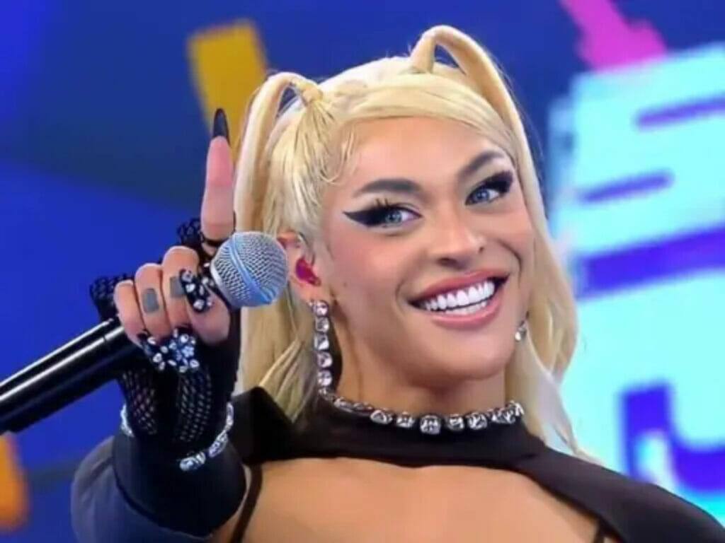 De calcinha, Pabllo Vittar empina o bumbum e coleciona elogios | O TEMPO De calcinha, Pabllo Vittar empina o bumbum e coleciona elogios | O TEMPO