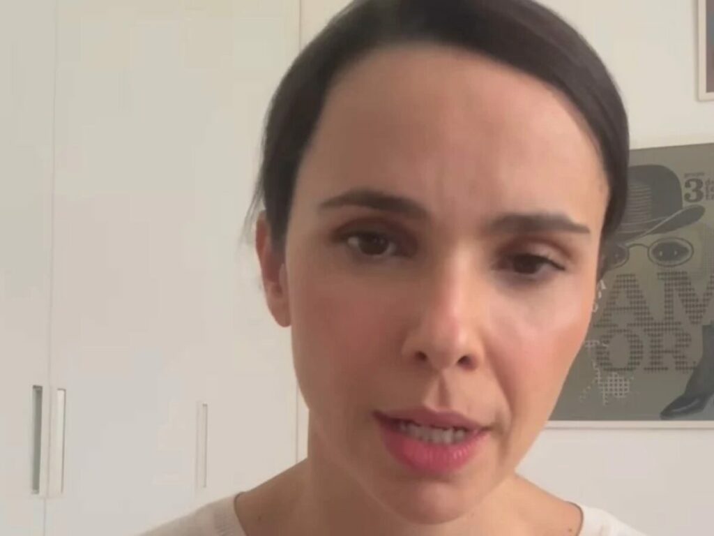 Stalker Persegue Débora Falabella Há Mais De 10 Anos O Tempo